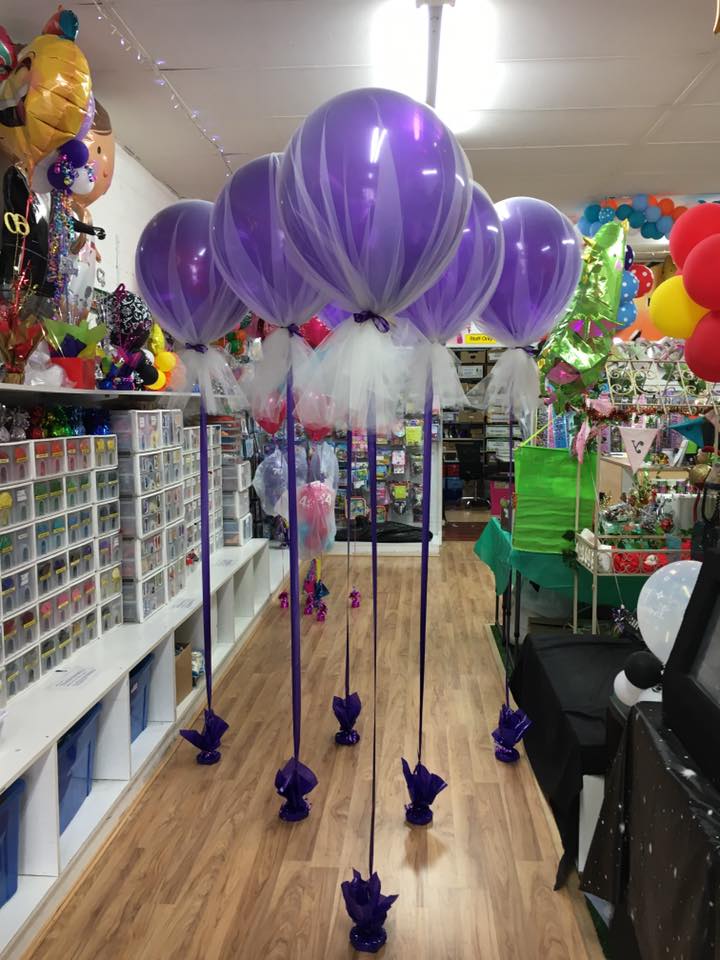 Floor Balloon Display – dadspartyshop